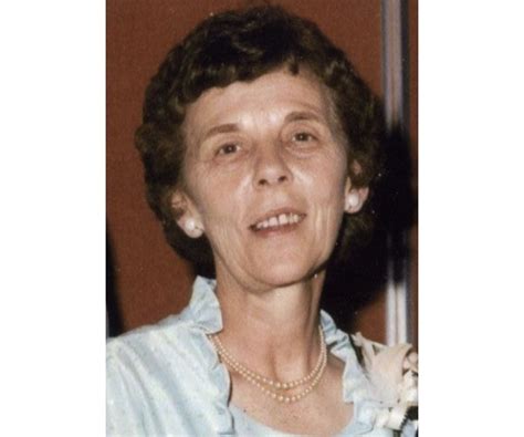 Beth Stoner Kosharek Obituary 2015 Chippewa Falls Wi The Chippewa Herald