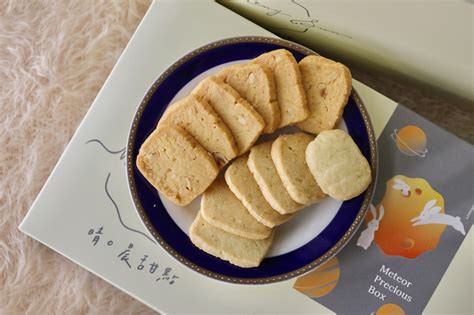 超流心！中秋月餅推薦｜晴晨甜點 芋頭流星酥 烏豆沙蛋黃酥 阿云帶你遊逮丸