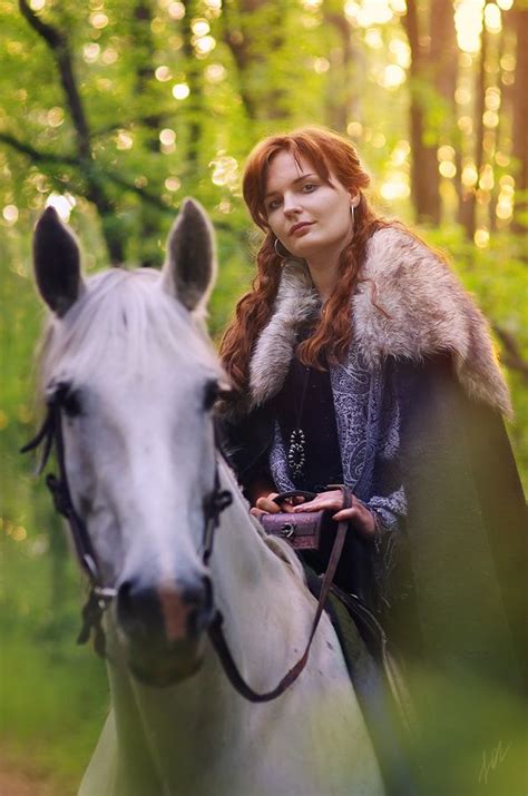 Catelyn Tully By Insolense On Deviantart Game Of Thrones Cosplay Tully Fairytale Fantasy