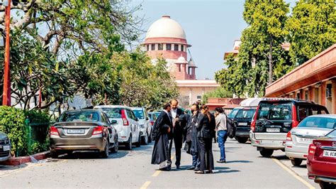 Supreme Court Hammers Gujarat Hc For Order Against Apex Court
