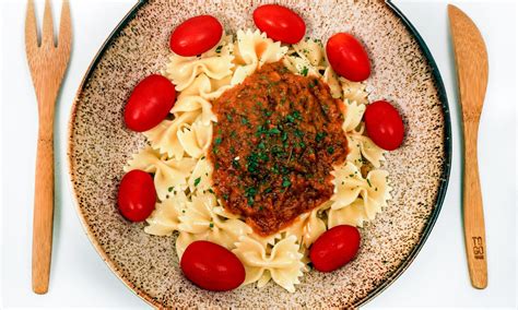 Authentic Homemade Italian Tomato Sauce The Vegan Rhino