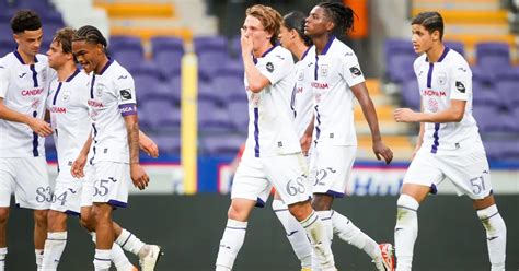 Coup de théâtre à Anderlecht le capitaine des RSCA Futures écarté au profit d un joueur