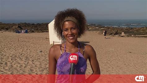 Repórter de Biquíni descobre a Praia do Homem do Leme Manhã CM Correio da Manhã
