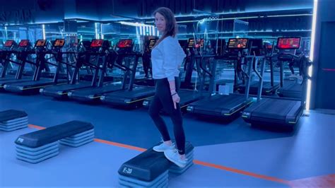 Упражнение на растяжку икроножных мышц №1 Youtube