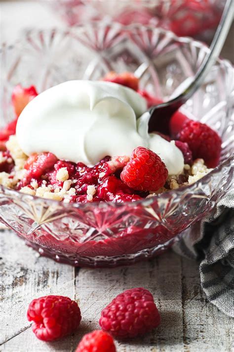 Raspberry Crisp • Easy From Scratch