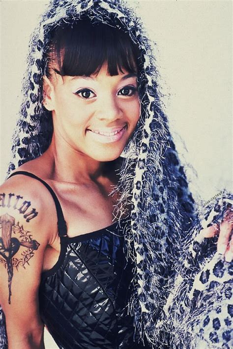 Lisa Lefteye Lisa Left Eye Beyonce Outfits Female Rappers