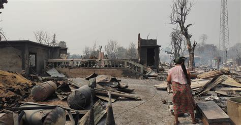 ပုလဲ မီးဘေးသင့်ပြည်သူများနှင့် ဒီးမော့ဆိုစစ်ရှောင်များ အကူအညီလိုအပ်