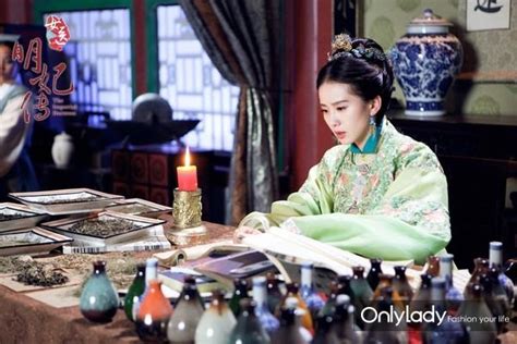 《女醫明妃傳》熱播 劉詩詩裸妝美出新高度 每日頭條