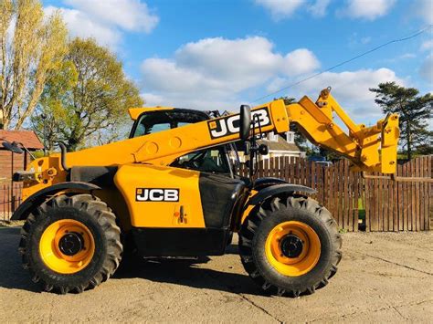 JCB 531 70 TELEHANDLER YEAR 2012 ONLY 2261 HOURS C W BRAND NEW TYRES