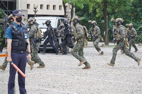 South Korean 707th Special Mission Group And 35th Commando Battalion
