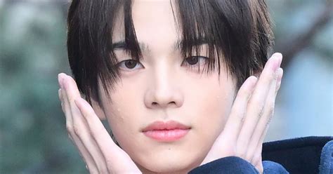 투어스 신유 풋풋한 매력 가득 [se★포토]