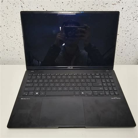 Y L M U Laptop U Ti N C A Asus V I Chip Snapdragon X Elite