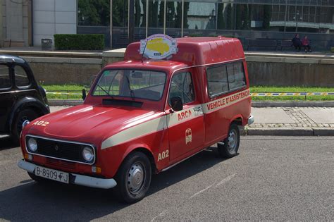 Renault 4 F4 4 L Fourgonnette Classic Delivery Cars French