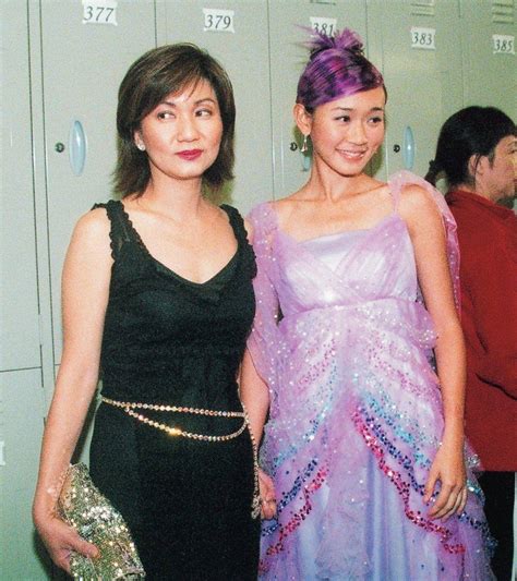 網民考古楊思琦奪女飛躍獎淚灑舞台！得獎感言「句句有骨」疑暗寸tvb高層