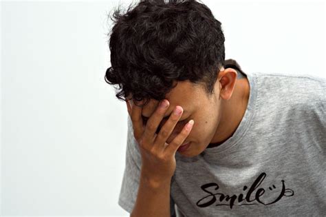 Bukan Sekadar Bengkak Biasa Kenali 7 Ciri Patah Tulang Agar Tak Jadi Cedera Permanen