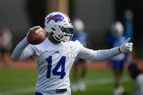 Stefon Diggs Bills Frustrations Are Water Under The Bridge