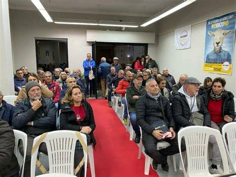 Il Movimento 5 Stelle punta alle regionali ma guarda già al Comune di