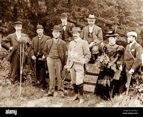 Explore Iconic 1900s Pictures A Journey Through Time