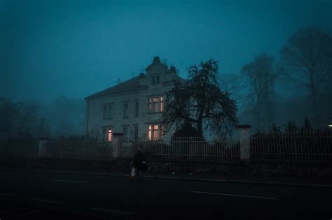10 haunted tourist attractions in UK, including Heathrow Airport