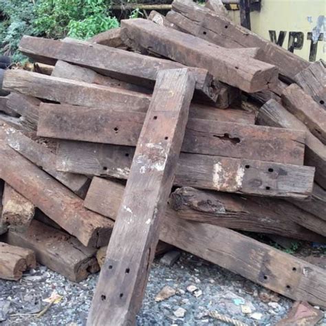 Jual Rustic Decor Indoor Kayu Ulin Reclaimed Bekas Bantalan Rel Kereta