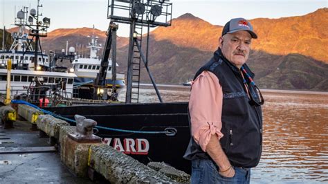 ‘deadliest Catch Captain Keith Colburn Collapses In Dramatic Episode Video