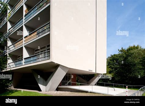 Berlin Germany Line Tower In The Altona Road 4 14 Hansaviertel Stock