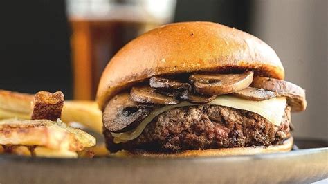 37 Homemade Burger Recipes For Your National Burger Day Party