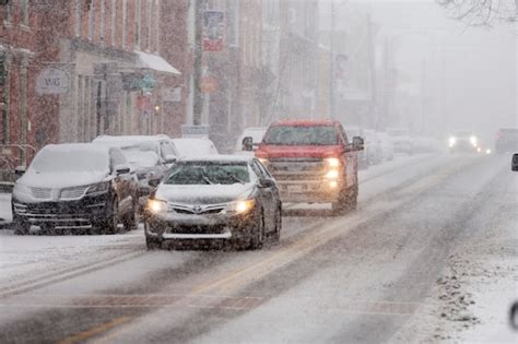 Snow Ice Wind Heres What To Expect During Wednesdays Storm