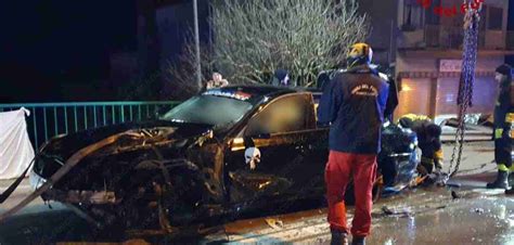 Incidente Portogruaro Nella Notte Morti Tre Ragazzi Di Vent Anni