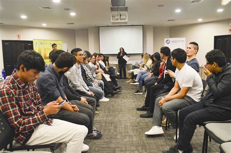 Los Jóvenes Y La Democracia ¿qué Debemos Hacer Para Fomentar La