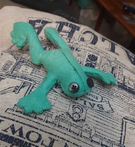 My Second Attempt At A Frog Plushie R Frogs