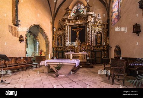 Vue intérieure de l église Saint Jean Baptiste de la Décollation Stock Photo Alamy