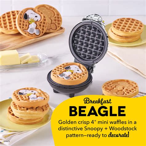 Peanuts X Dash 75th Anniversary Mini Waffle Maker