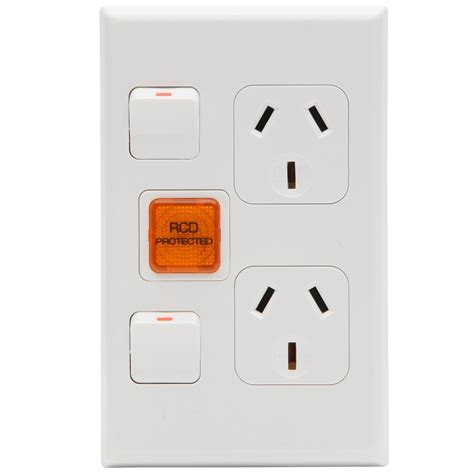 Pdl Double Vertical 10amp Socket With Rcd On Indicator White