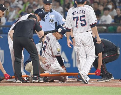 ヤクルト・塩見にアクシデント 遊ゴロで一塁まで走れずベース手前でうずくまる 腰に異常発生か、担架で搬送野球デイリースポーツ Online