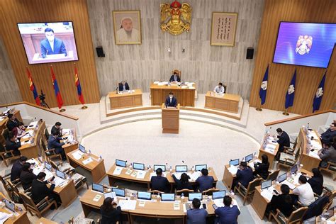 Нийслэлийн Засаг дарга Нийтийн тээврийн бодлогын газар