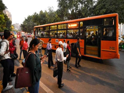 Around 1000 Cluster Buses May Removed From Delhi Roads Due To Contract
