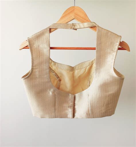 Halter Neck Blouse Alankrutha