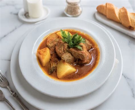 Macar Gulaş Tarifi Tarif Dolabı