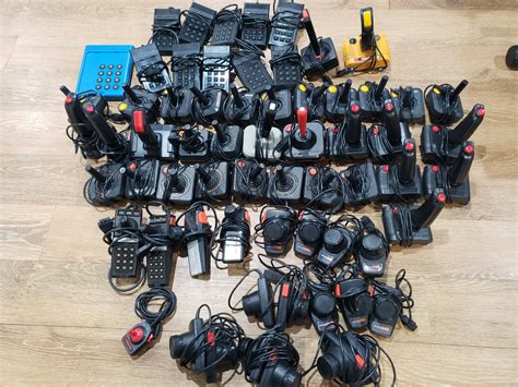 Atari 2600 5200 7800 Commodore 64 Joysticks