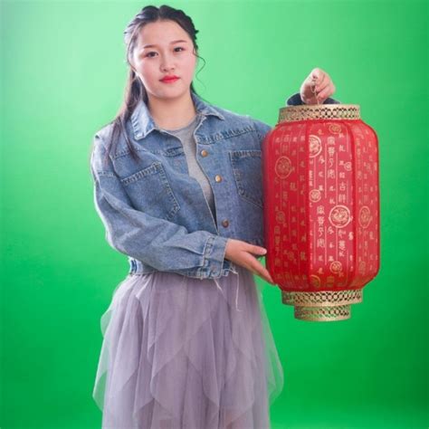 โคมไฟหนังแกะสีแดงกันน้ำครีมกันแดดโฆษณากลางแจ้งโบราณจีนโรงแรมประตูโคมไฟตกแต่งโคมไฟระย้า