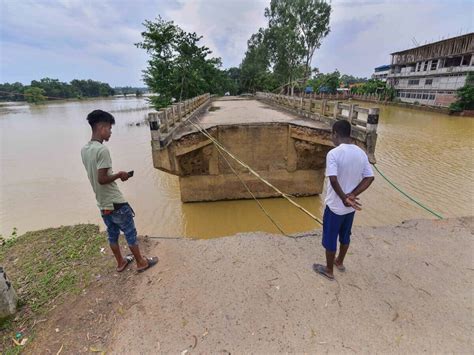 Assam Floods Ndrf Rescues Over 120 People