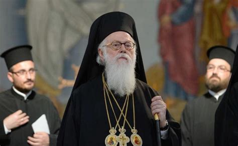 Σαν σήμερα το 1992 εξελέγη Αρχιεπίσκοπος Αλβανίας ο Αναστάσιος