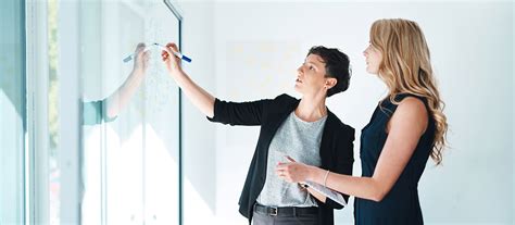 Why Study Business Administration Discover 4 Benefits