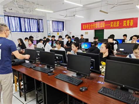 产教融合强实训 校企合作共育人——信息与设计学院开展校企合作实训