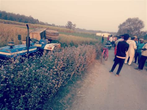 Tractor Trolley Overturned After The Incident Villagers Thrashed The