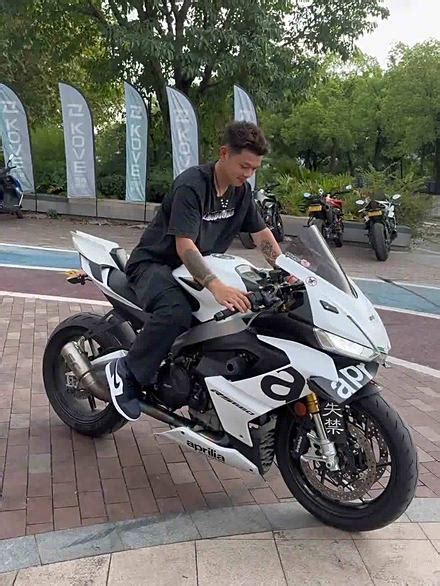 【阿普利亚 Rs 660 阿普利亚阿普利亚 Rs 660汽车之家】