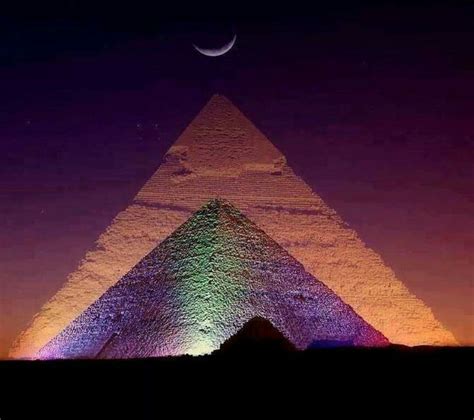 Lights Over The Pyramids Egipto Lugares Preciosos Arte Antiguo