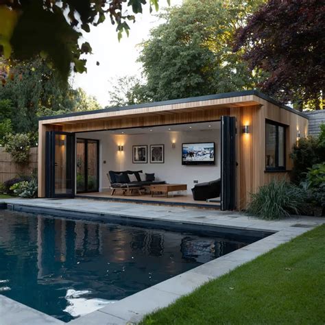 Garden Swimming Pool Rooms In Hertfordshire