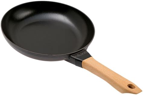 Staub Frigideira Pega De Madeira 24 Cm Preto Compras Vantajosas